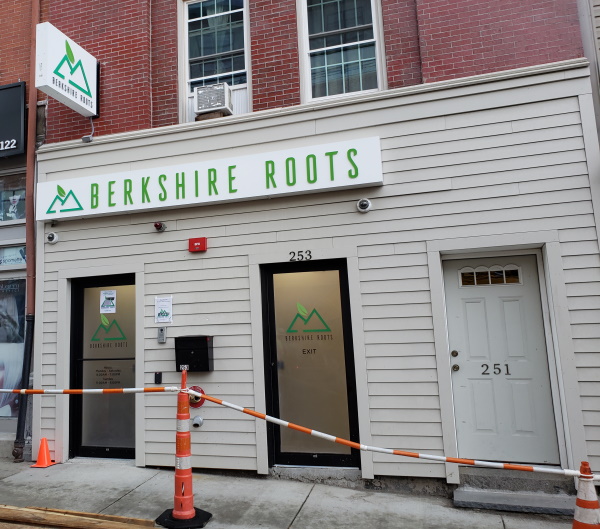 EastBoston.com: Established 1995 East Boston, Ward 1-Boston, Eastie ...